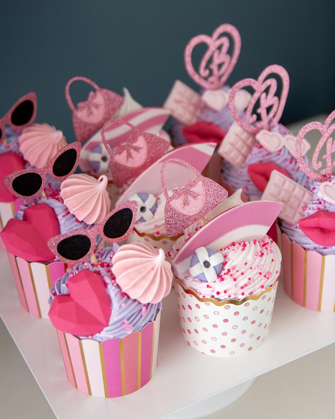 Shop the Best Custom Cakes In Miami - Celebrate in Style! | Elegant ...